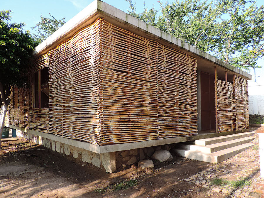 Mud Architecture by Anurag Bhavsar | ArchDaily