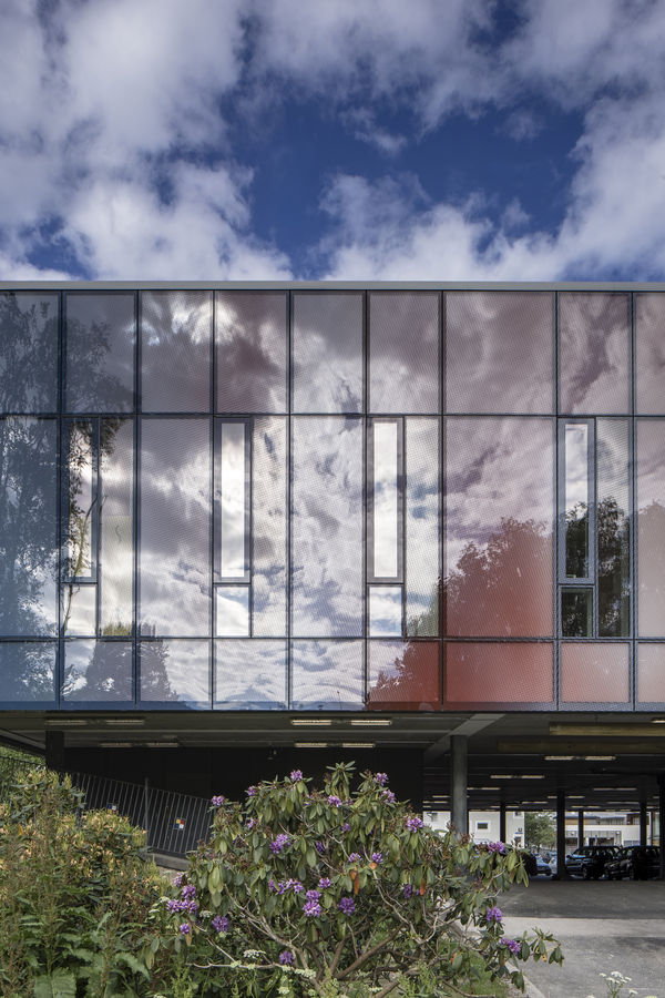 hospitals by stelios oikonomidis | ArchDaily