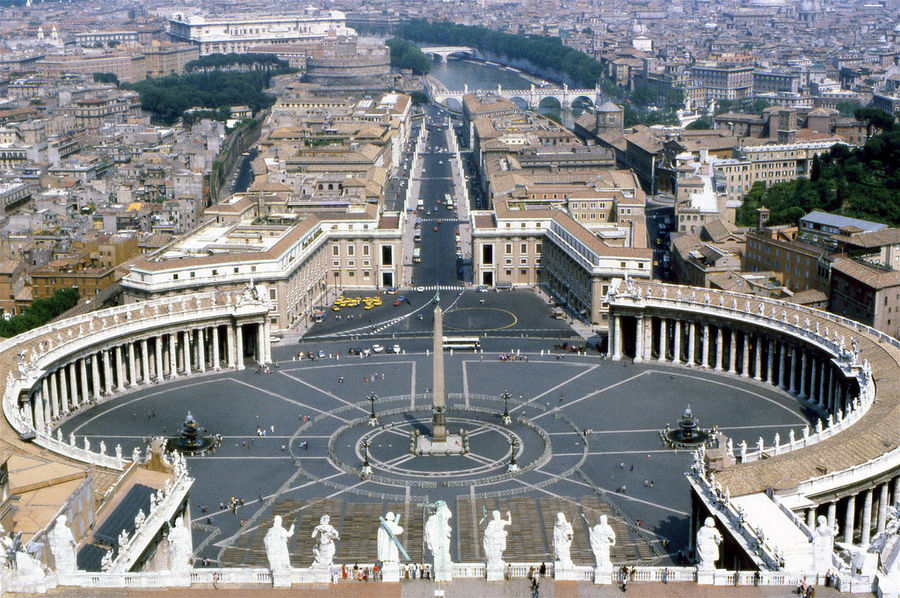 Christopher Alexander by Gary Coates | ArchDaily