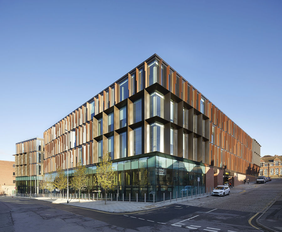 Low-rise office by hilaryjiajia | ArchDaily