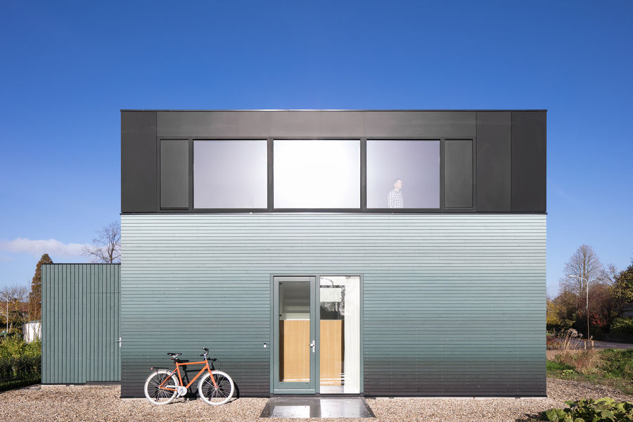 reduced by Peter Laves | ArchDaily