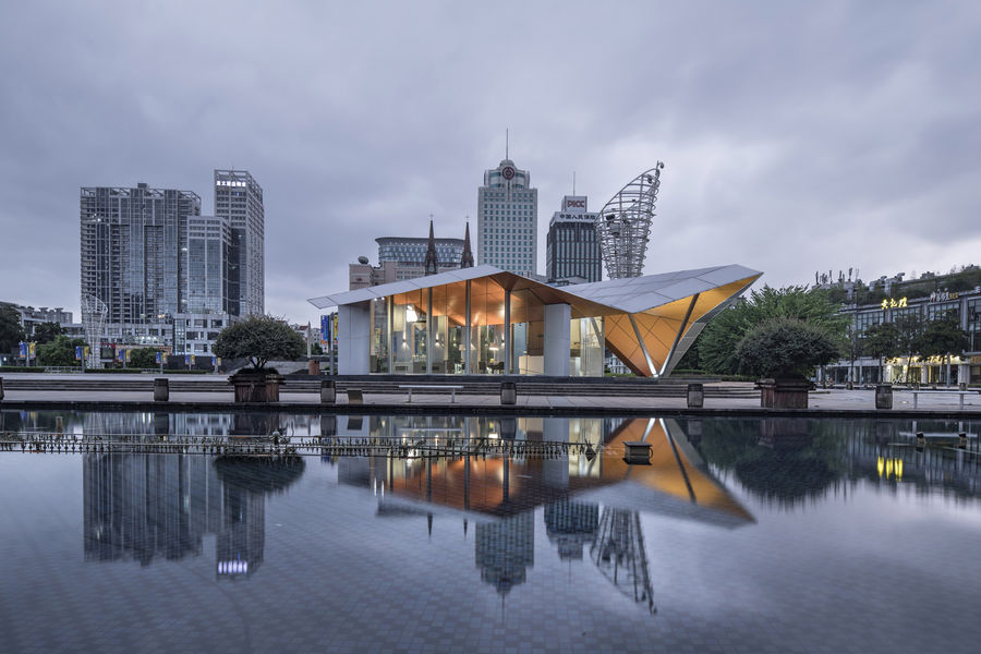 Pavilions by DeMarcus Clarke | ArchDaily