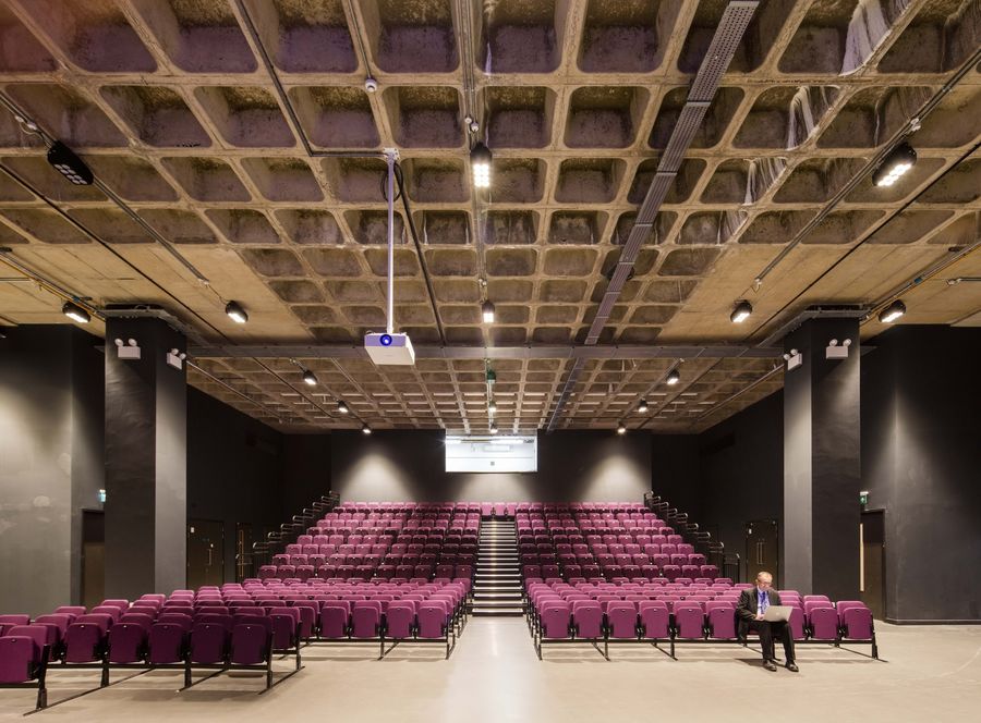 Auditorium by DongSub Um | ArchDaily