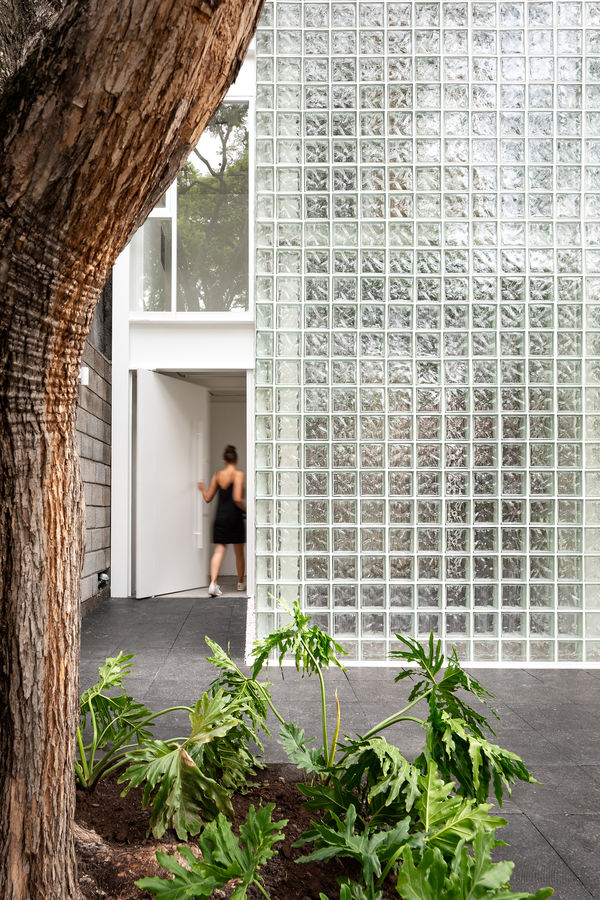 Vitro-block de Elizabeth Torres | ArchDaily