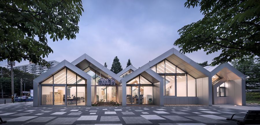 community center 由 Olga Neufeld | ArchDaily