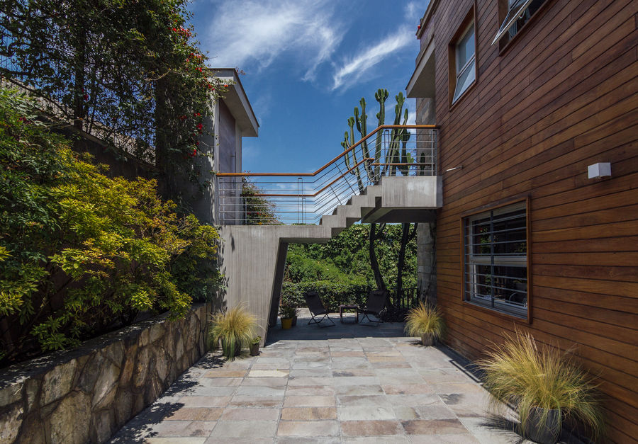 Capstone Project by Kyaterekera | ArchDaily