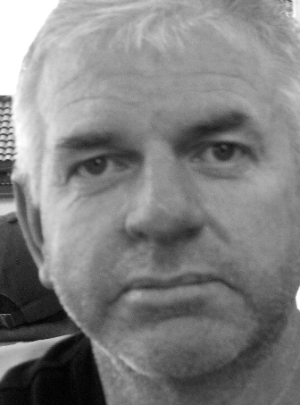 GEOFFREY BROADBENT ARCHITECT | ArchDaily