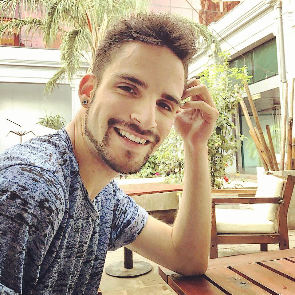 Omar Augusto Velez | ArchDaily